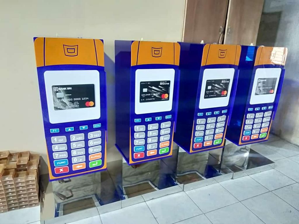 Custom Display BRI | Putra Jaya Acrylic